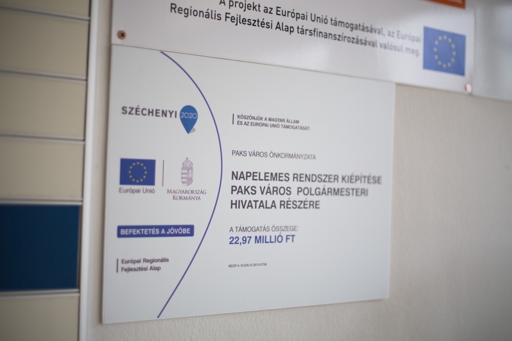 Napelemes rendszer kiépítése - Paks Város Polgármesteri Hivatal